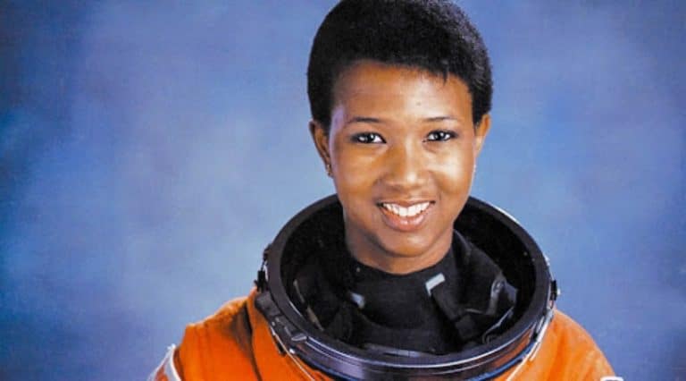 Mae Jemison Parents, Age, Height, Education, Siblings, Ethnicity, Net ...